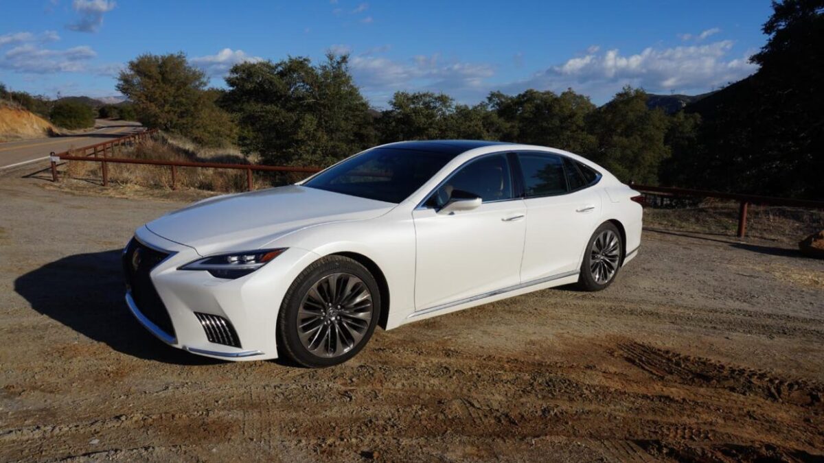 2021 Lexus LS 500 RWD Review - Full size luxury gets better